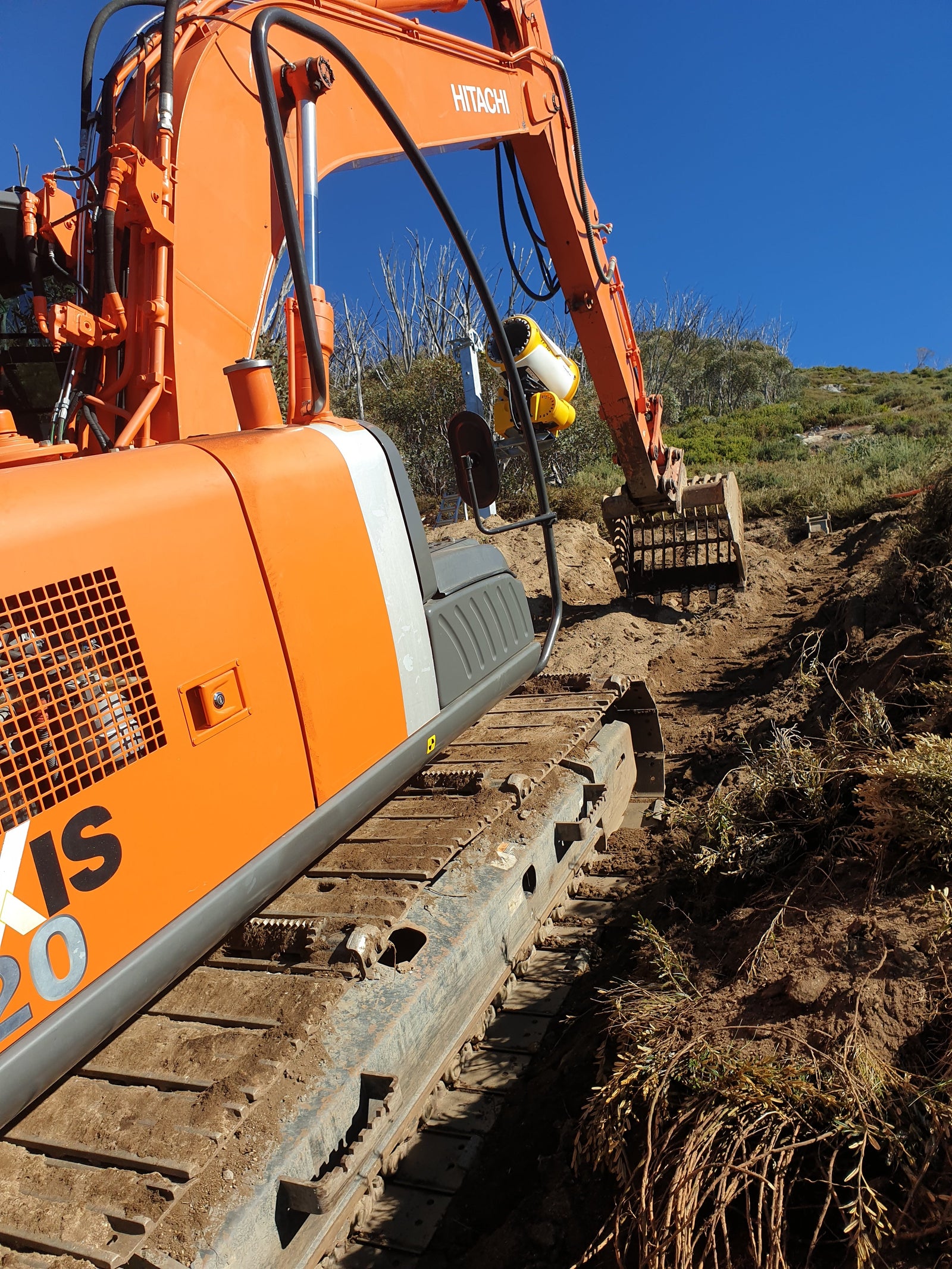 TrackGrip - MightyGrip - Heavy - 24 inch – Grizzly Rubber Tracks