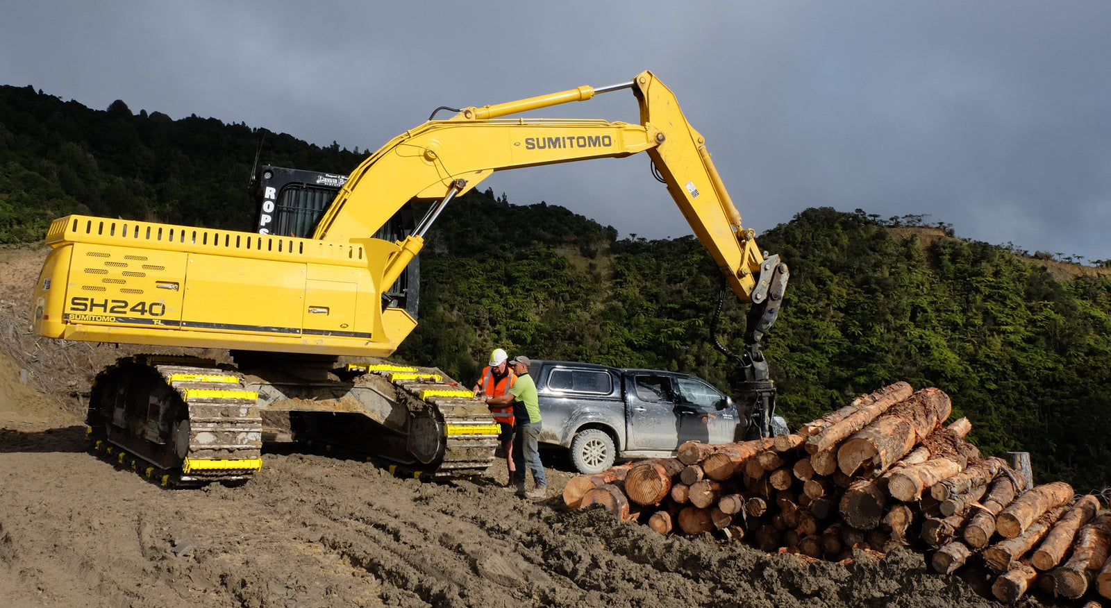 TrackGrip - MightyGrip - Heavy - 24 inch – Grizzly Rubber Tracks